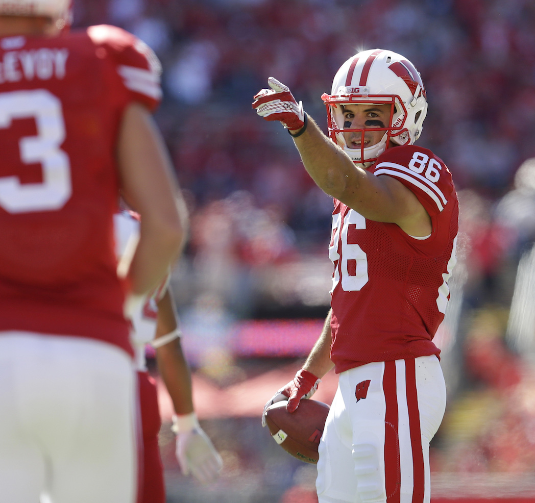 Wisconsin-Illinois grades: Houston comes up big off bench | PFF News ...