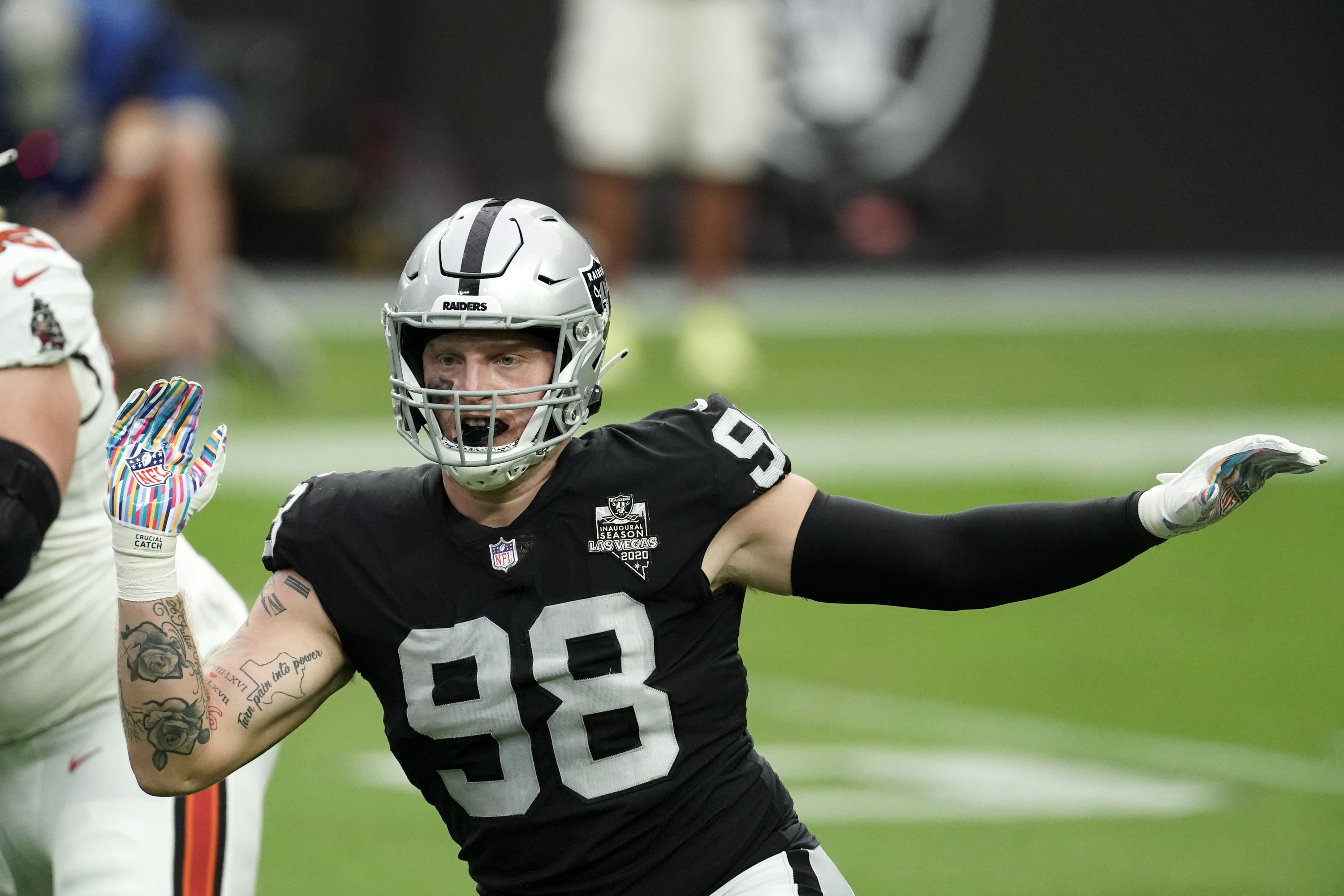 Las Vegas Raiders sign edge defender Maxx Crosby to a four-year, $95M ...