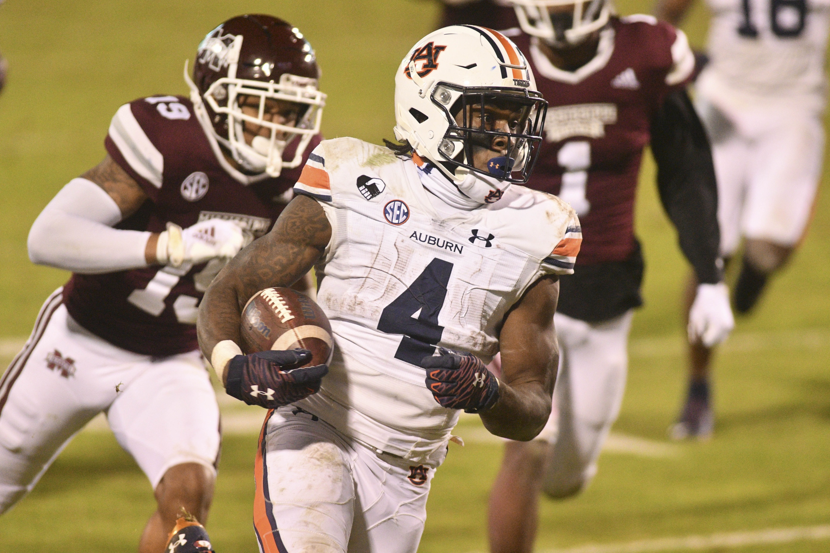 Ranking the top 10 returning college RBs Ranking the top 10 returning college RBs