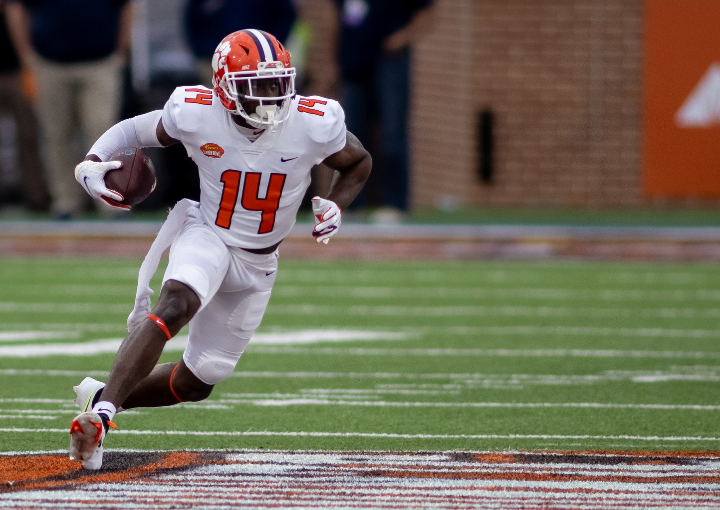 2021 NFL Draft Comps: Cornell Powell brings traits without much production
