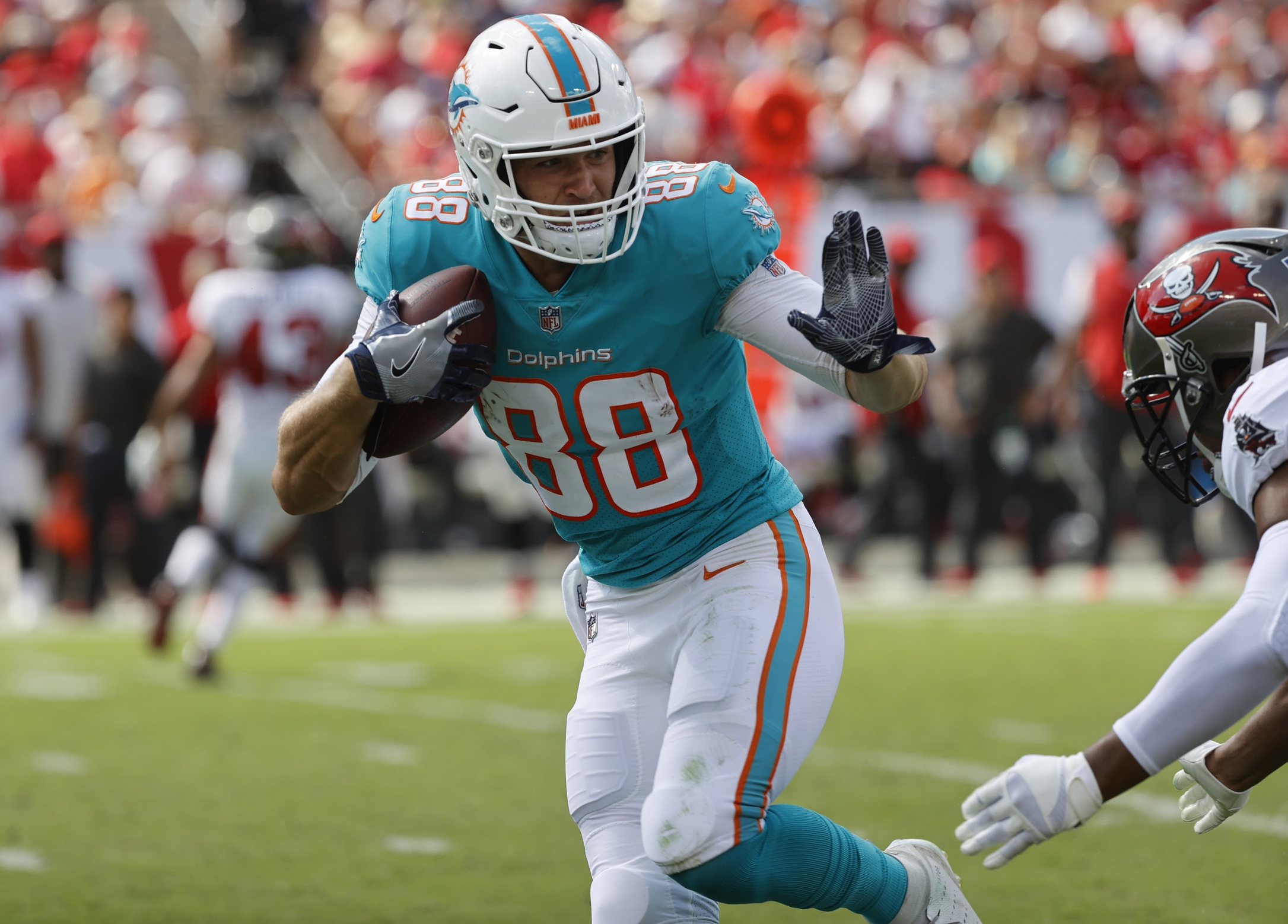 2022 NFL Free Agency: Mike Gesicki deserves to be paid as a wide ...