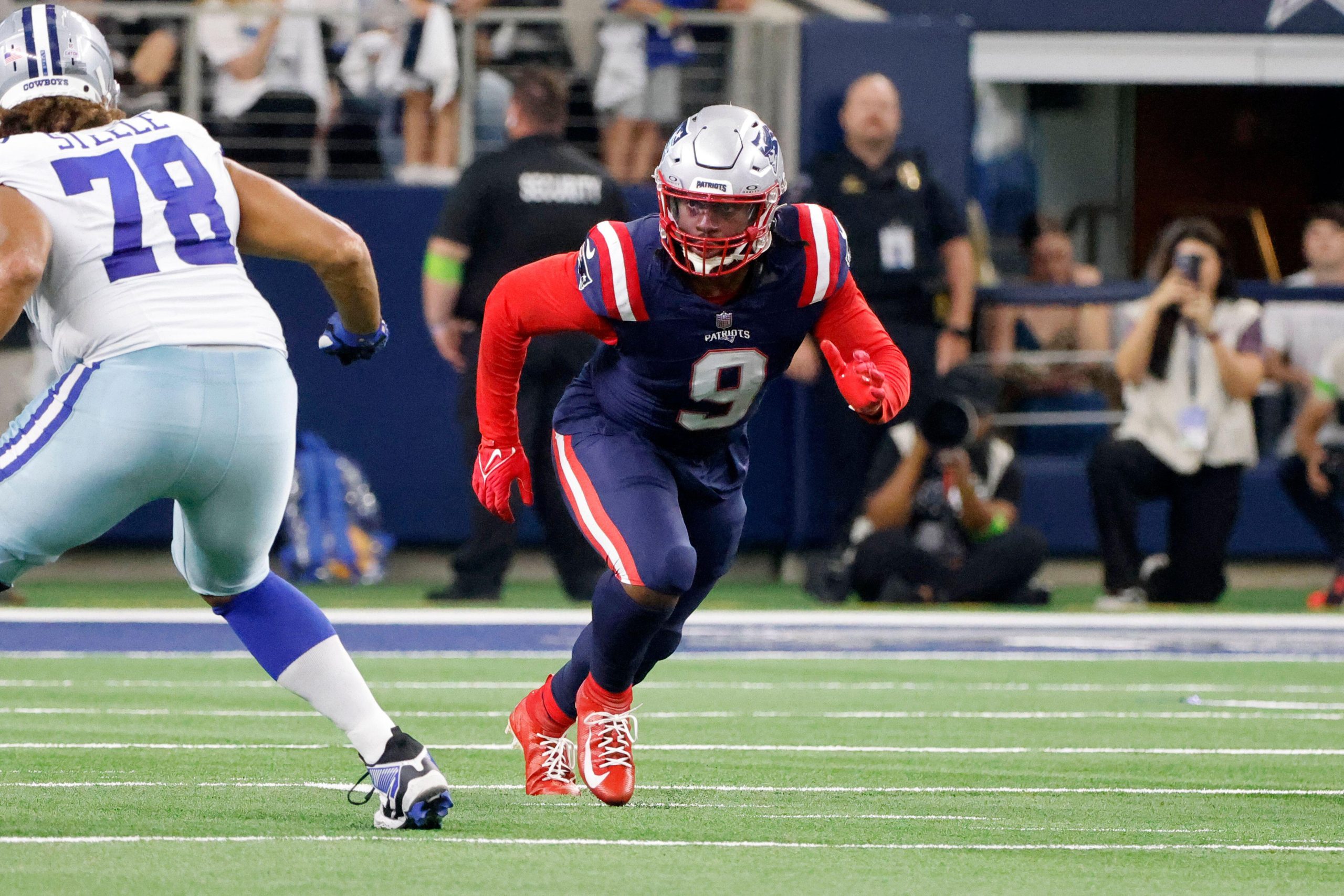 NFL training camp roundup: Highlights and storylines from Aug. 15